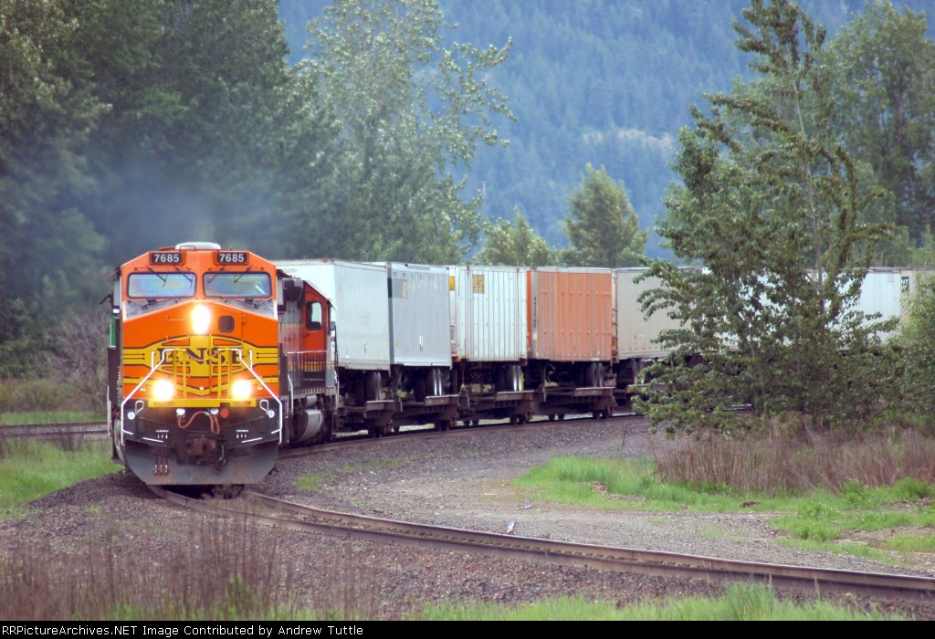 BNSF 7685